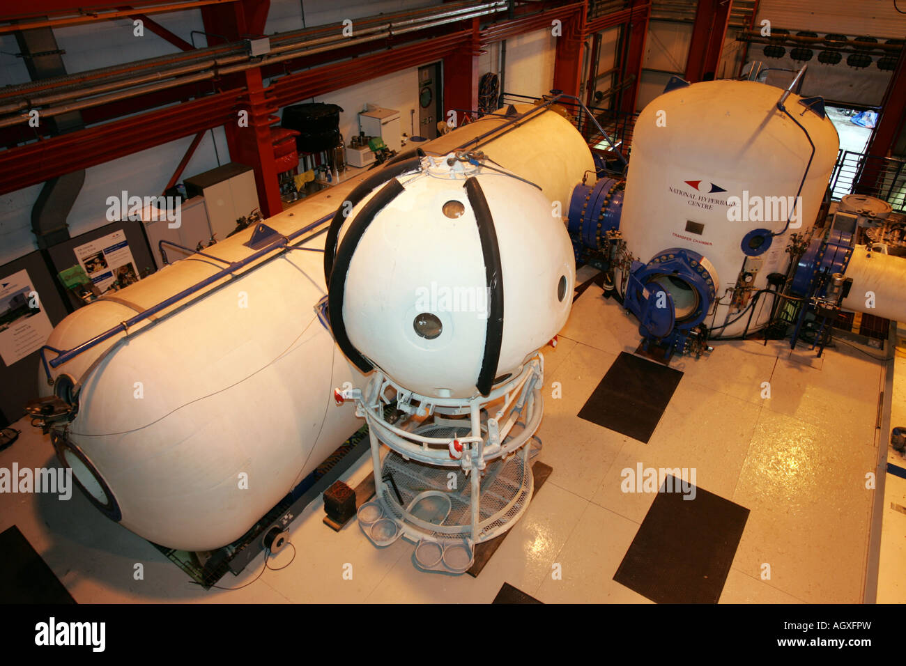 Diving Chamber Definition at Dawn Boykins blog