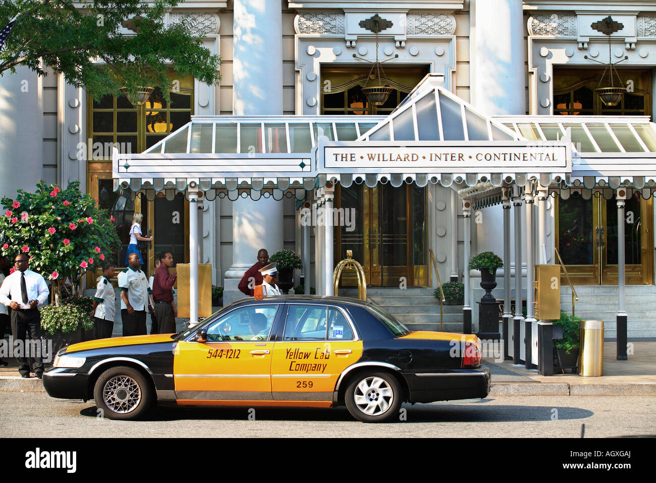 Washington dc taxi hi-res stock photography and images - Alamy