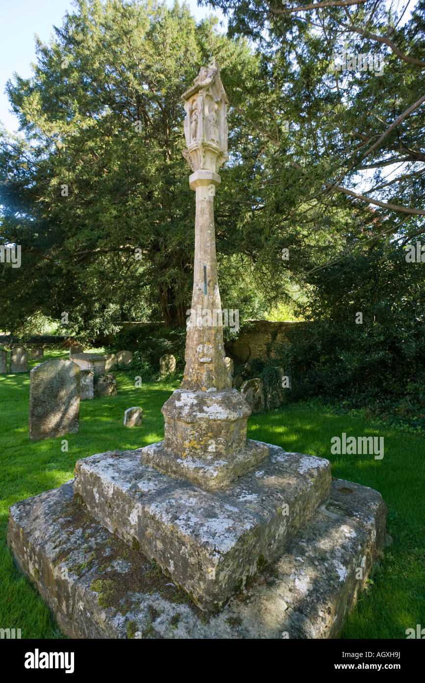 Medieval cross hi-res stock photography and images - Alamy