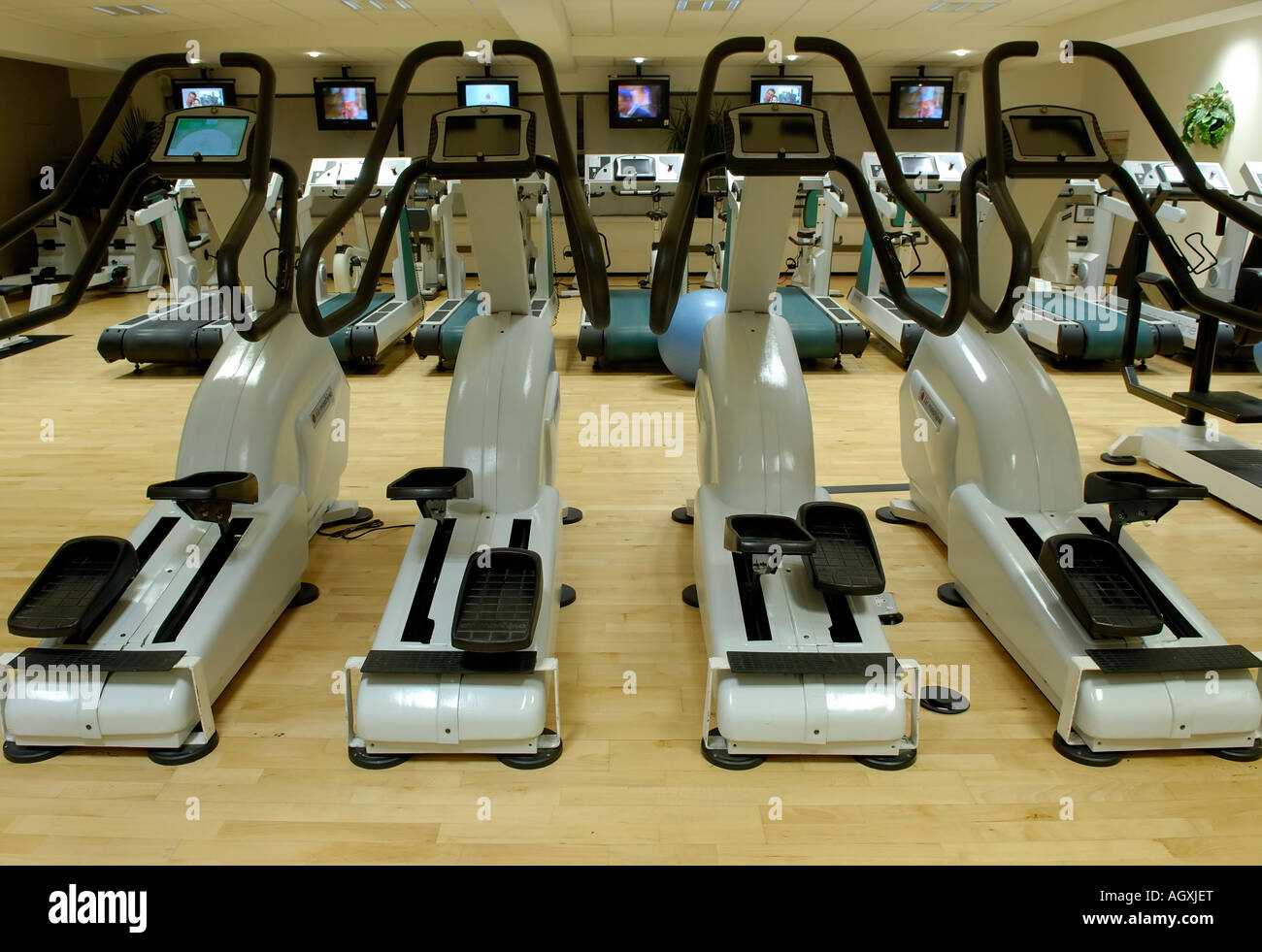 Step machine hi-res stock photography and images - Alamy