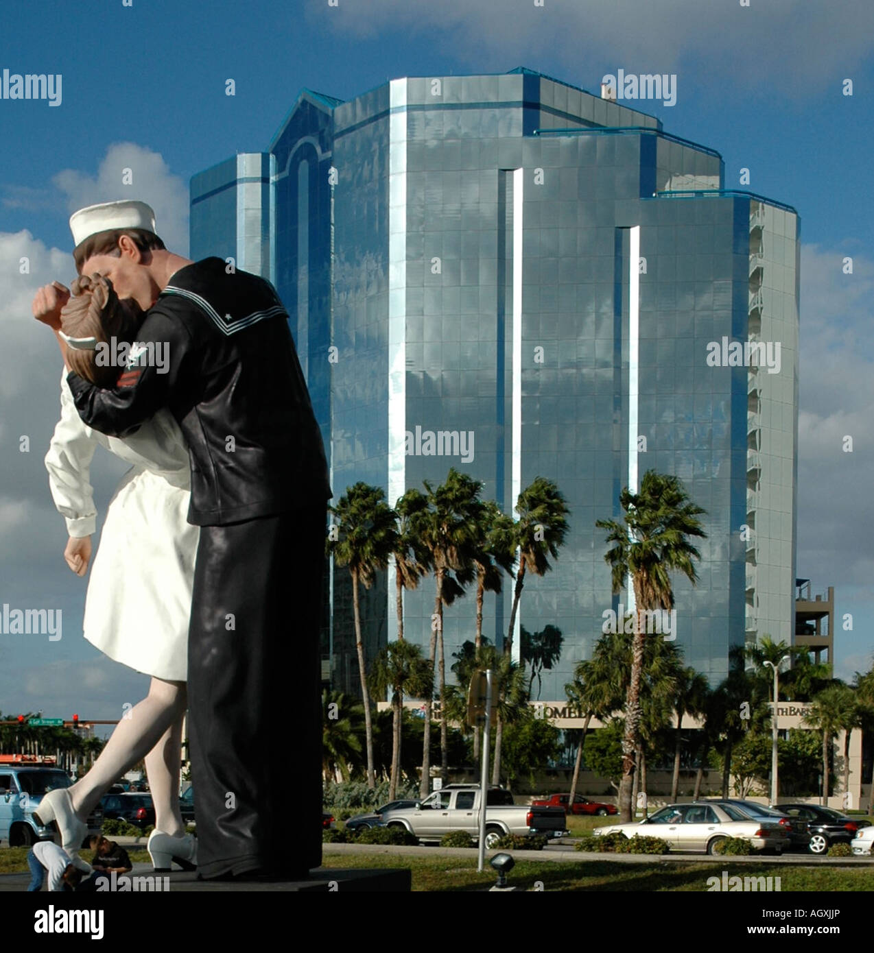 Statue now removed hi-res stock photography and images - Alamy