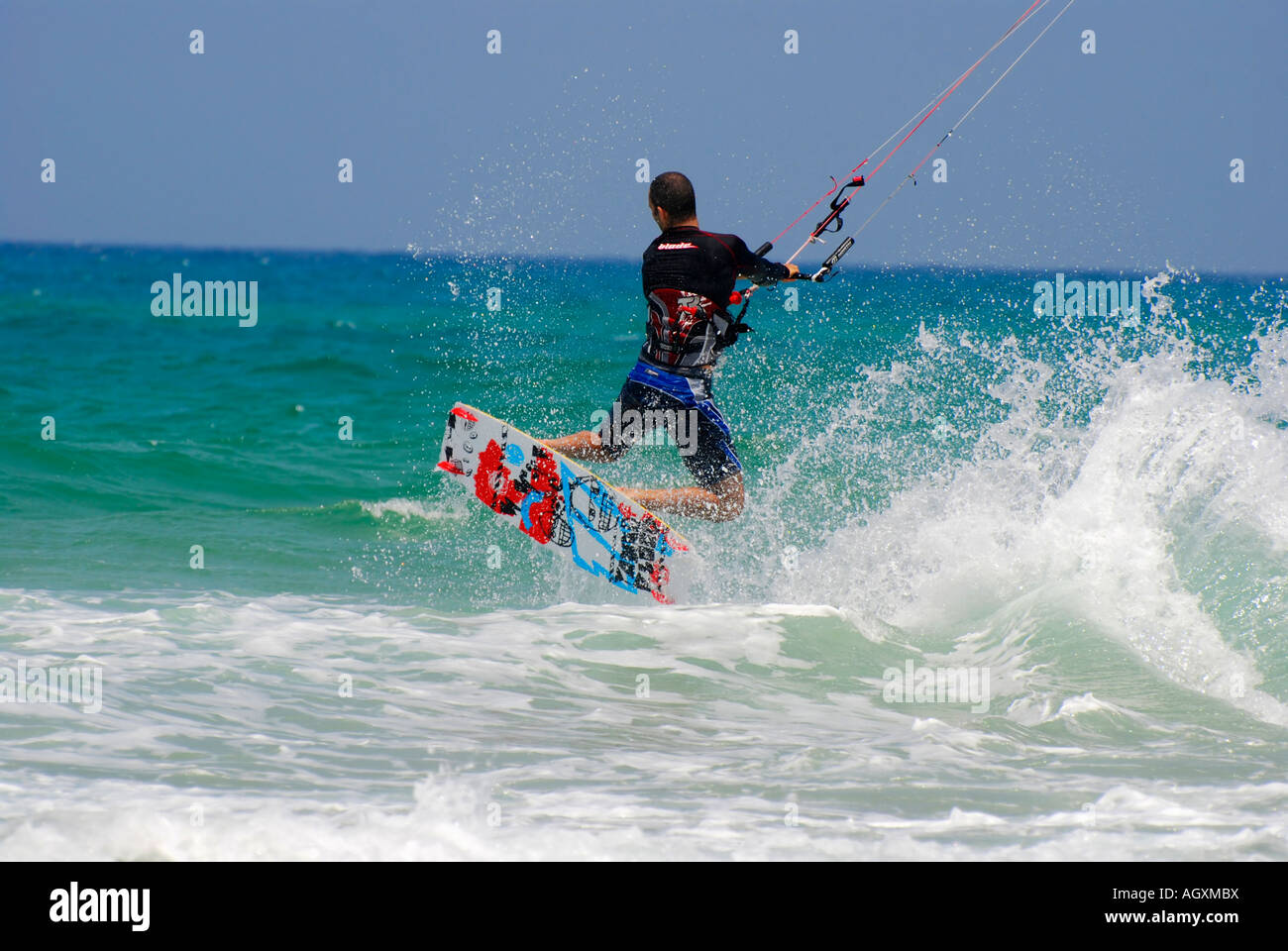 Practice kite on beach hi-res stock photography and images - Alamy