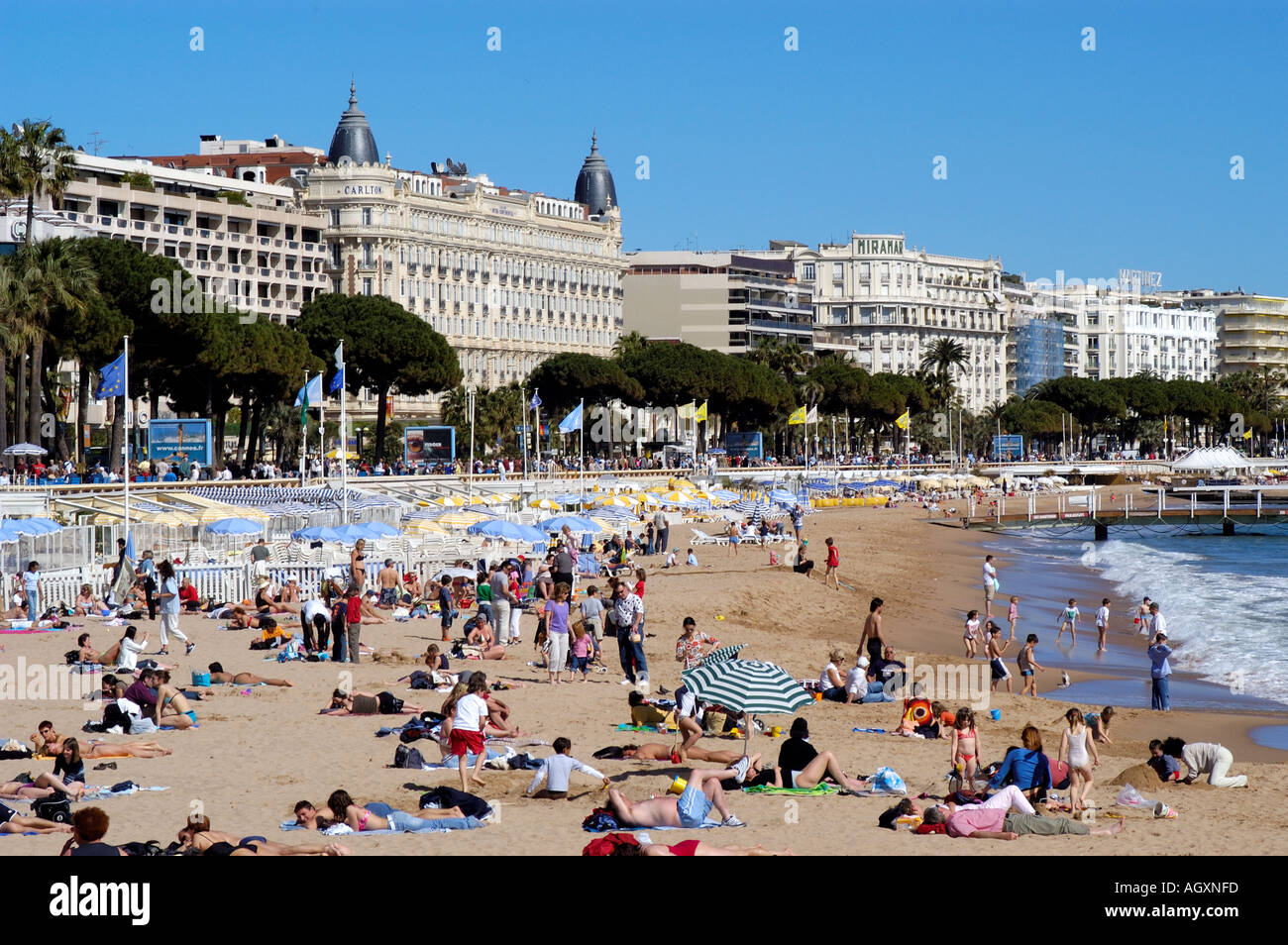 Canne beach hi-res stock photography and images - Alamy