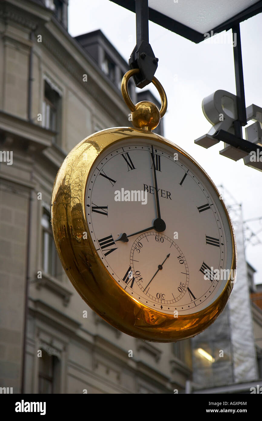 Swiss jeweller hi-res stock photography and images - Alamy