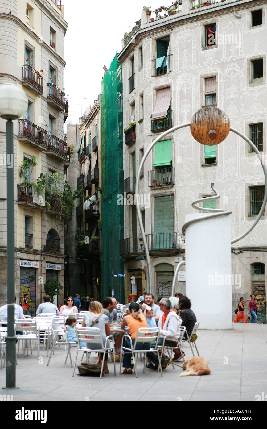 A square within the gothic area of Barcelona Stock Photo - Alamy