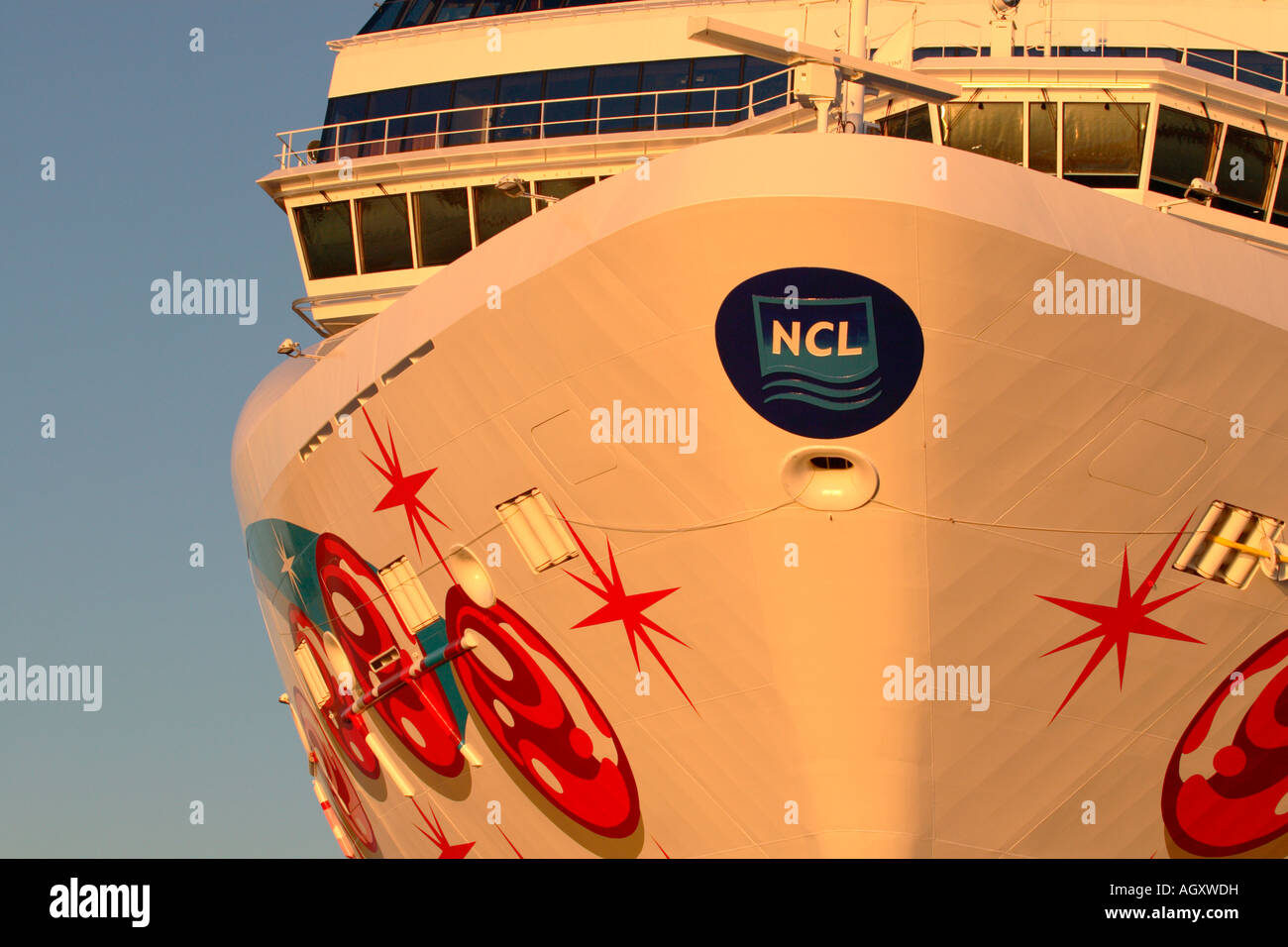 Norwegian sun cruise ship alaska hi-res stock photography and images ...