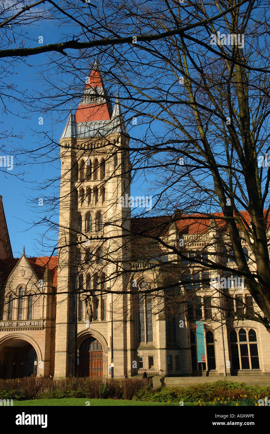 Summer at university of manchester hi-res stock photography and images ...