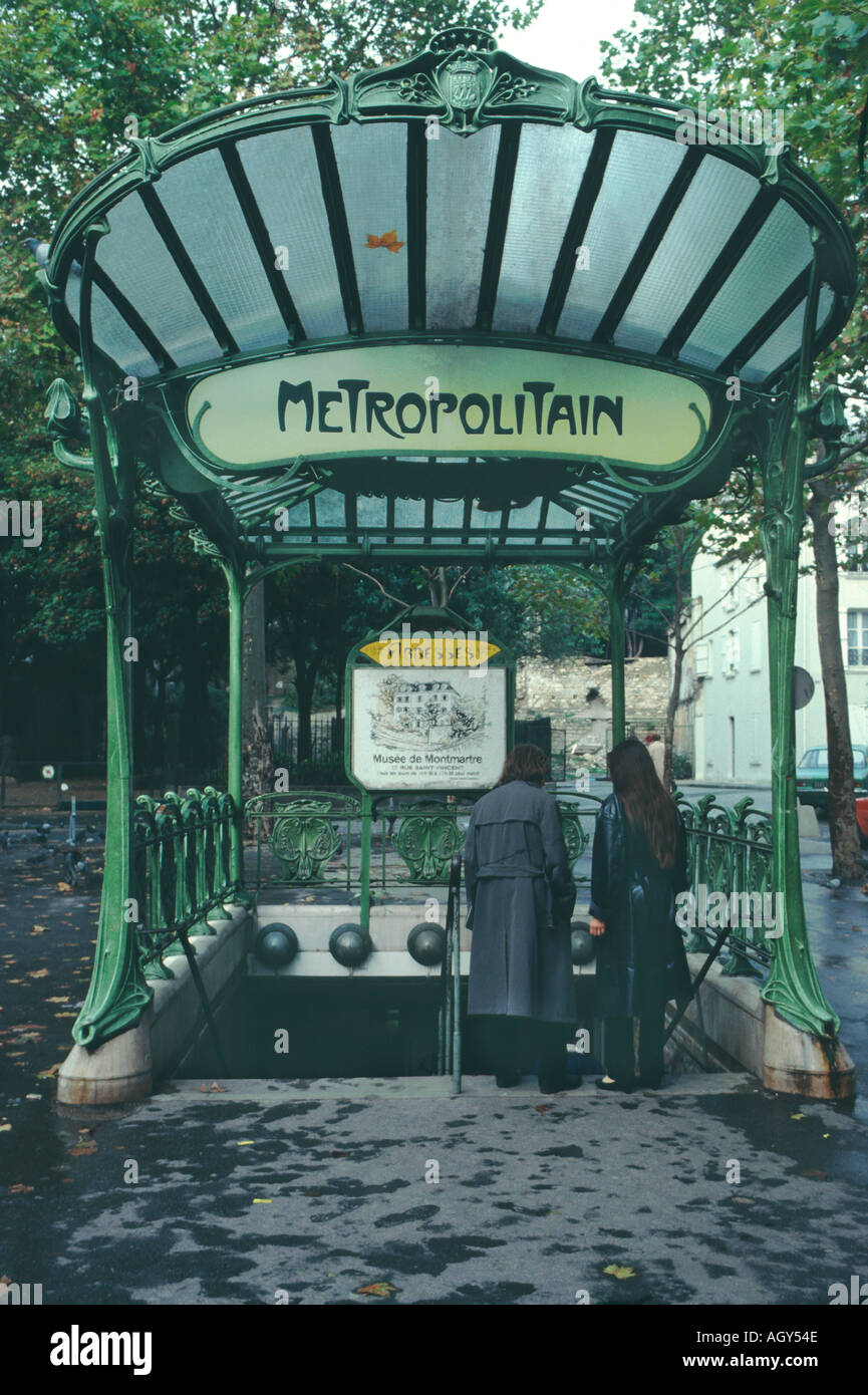 Hector guimard hi-res stock photography and images - Alamy