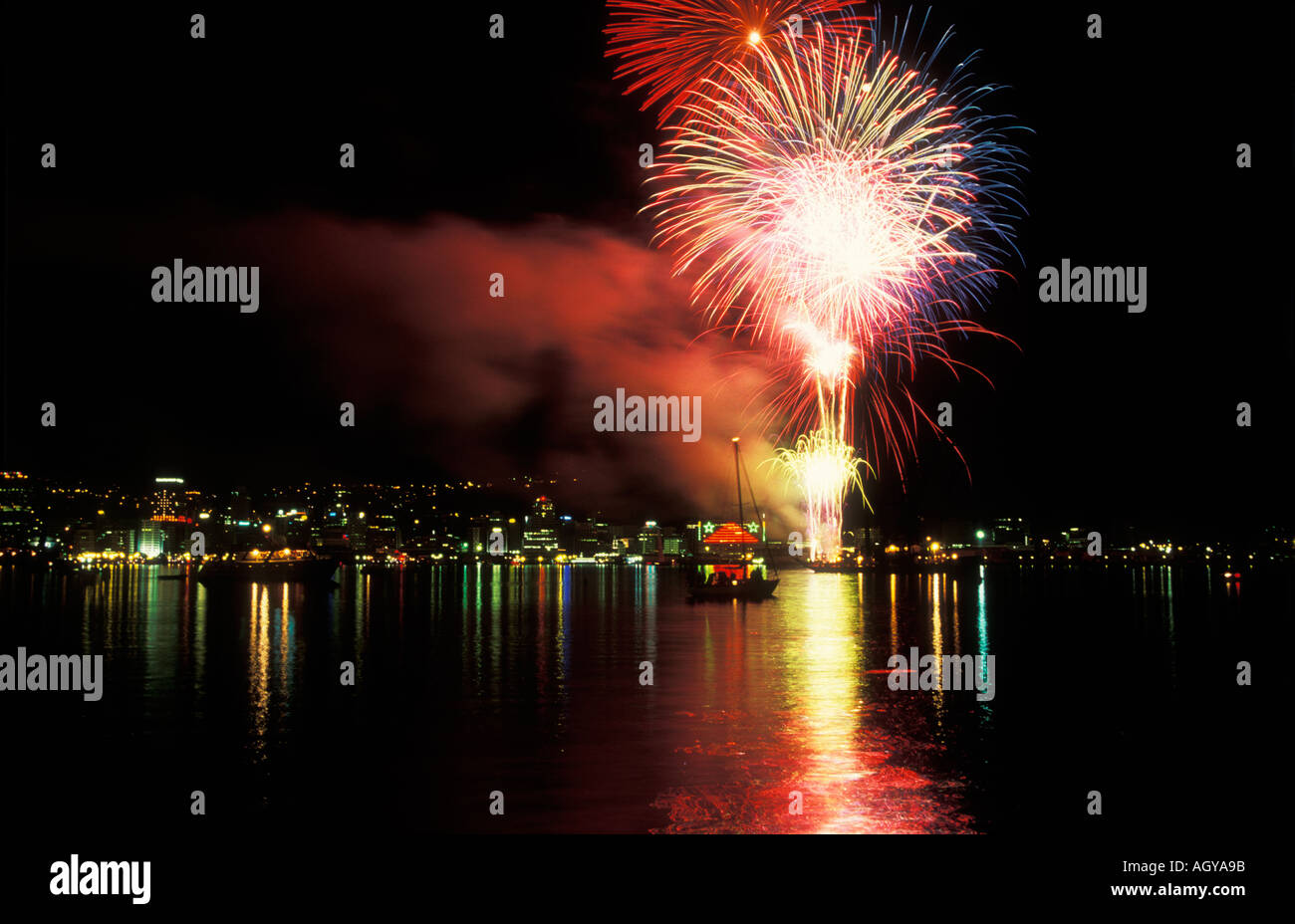 Millennium fireworks Wellington Harbour North Island New Zealand eye35 ...