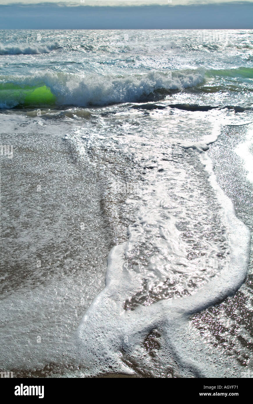 Close up foamy ocean hi-res stock photography and images - Alamy