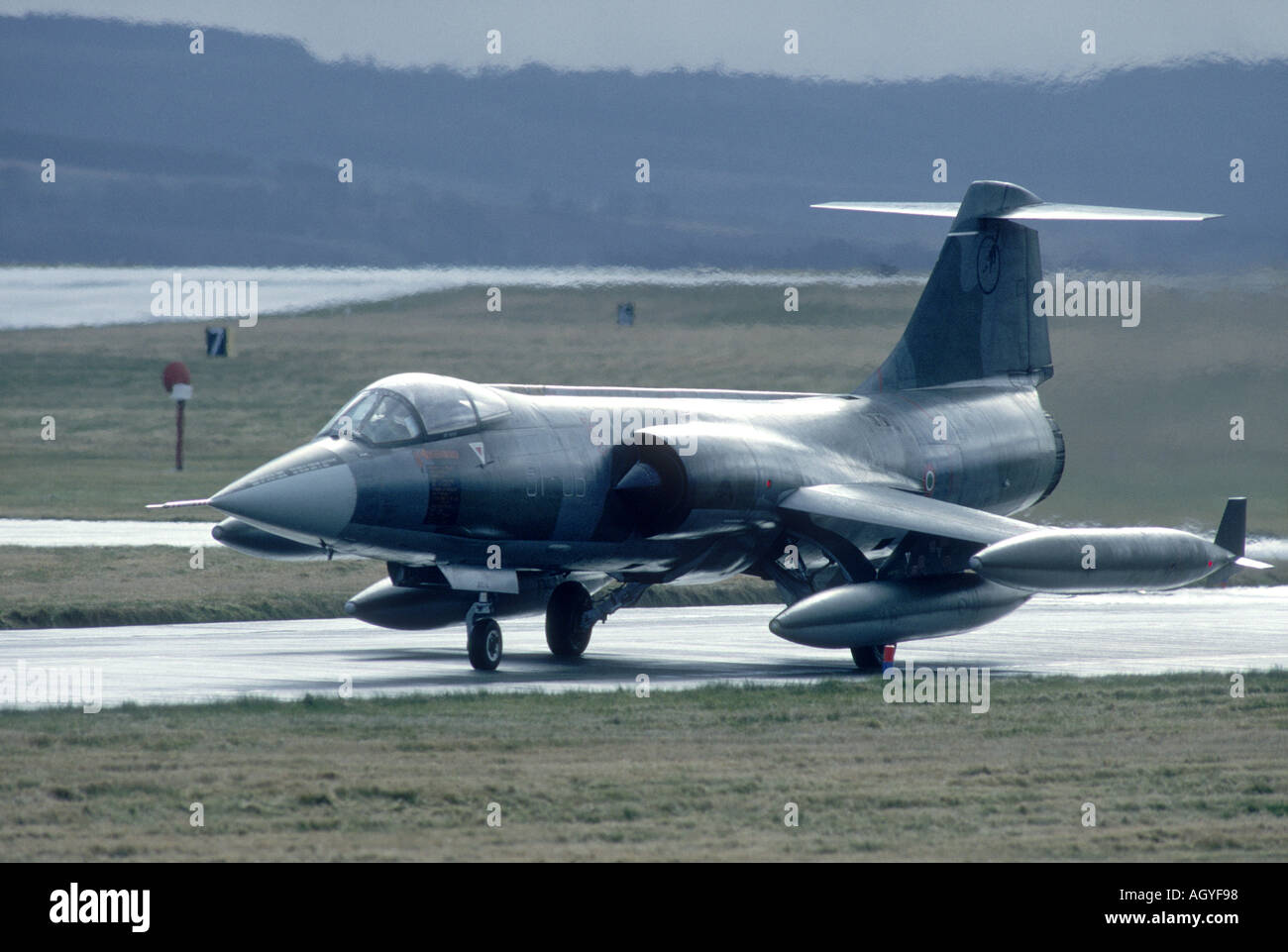 Aeritalia F-104S Starfighter single Seat and Engine Fast Jet ...