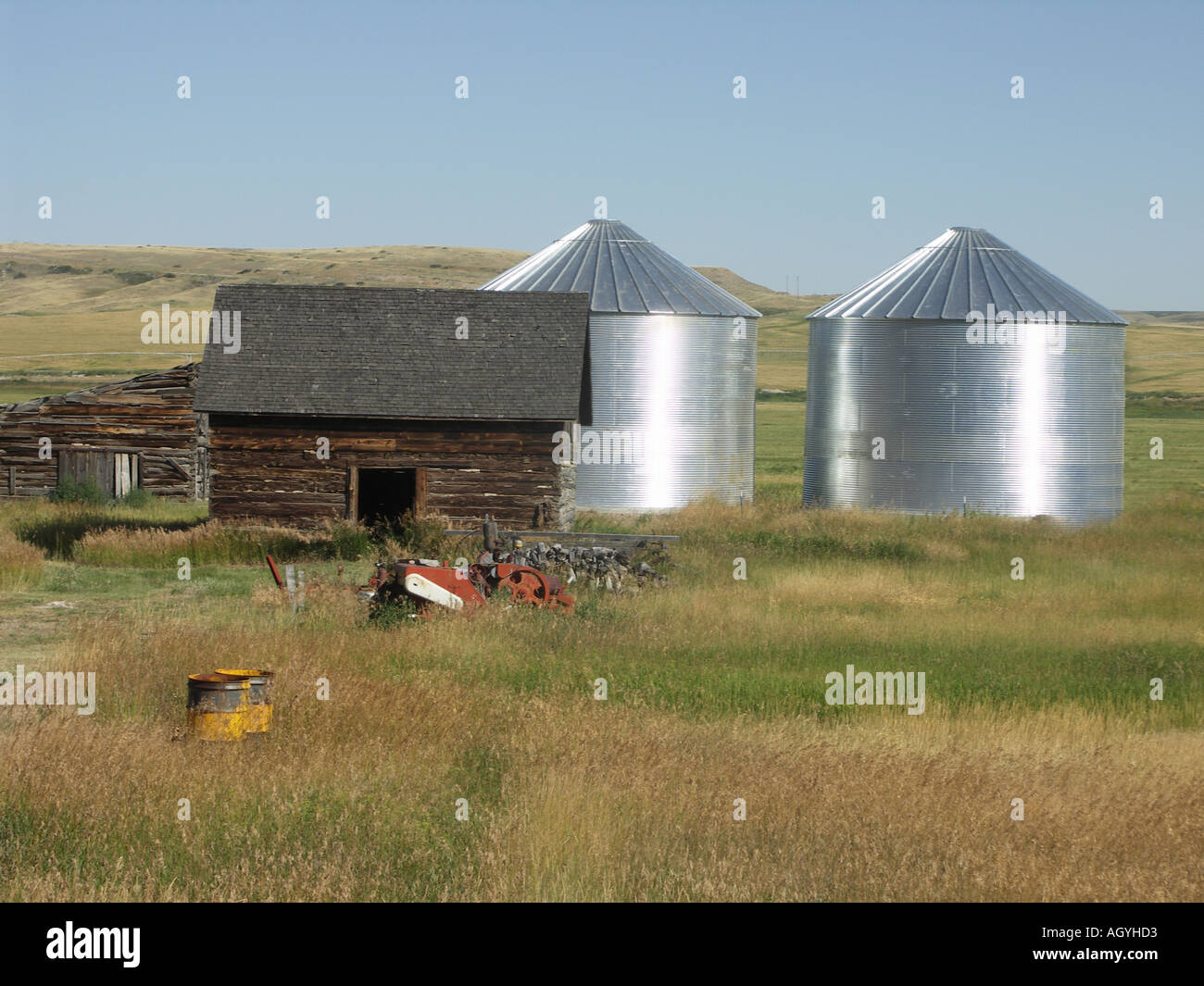 Old storage buildings hi-res stock photography and images - Alamy