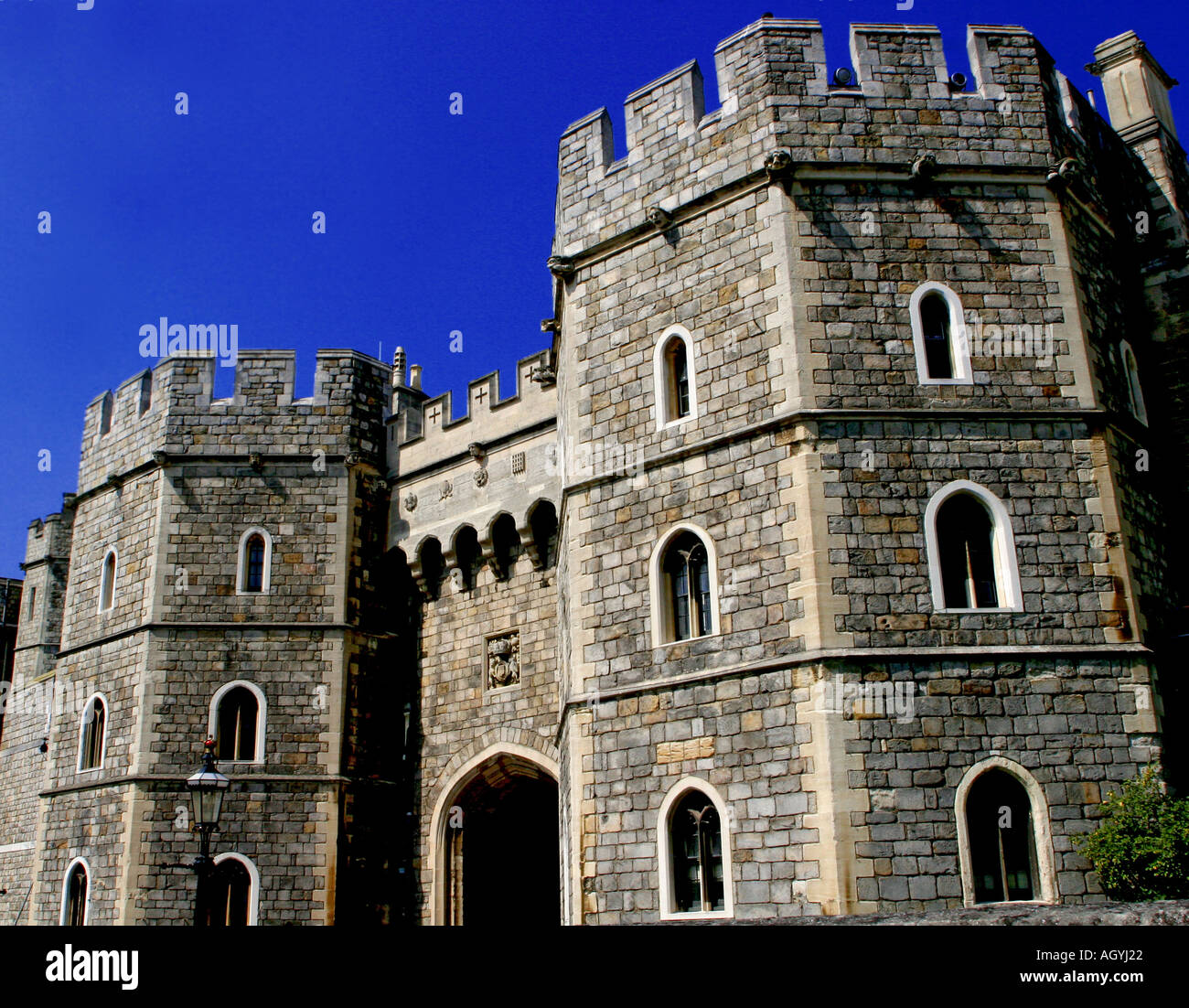 Royal royalty castle hi-res stock photography and images - Alamy