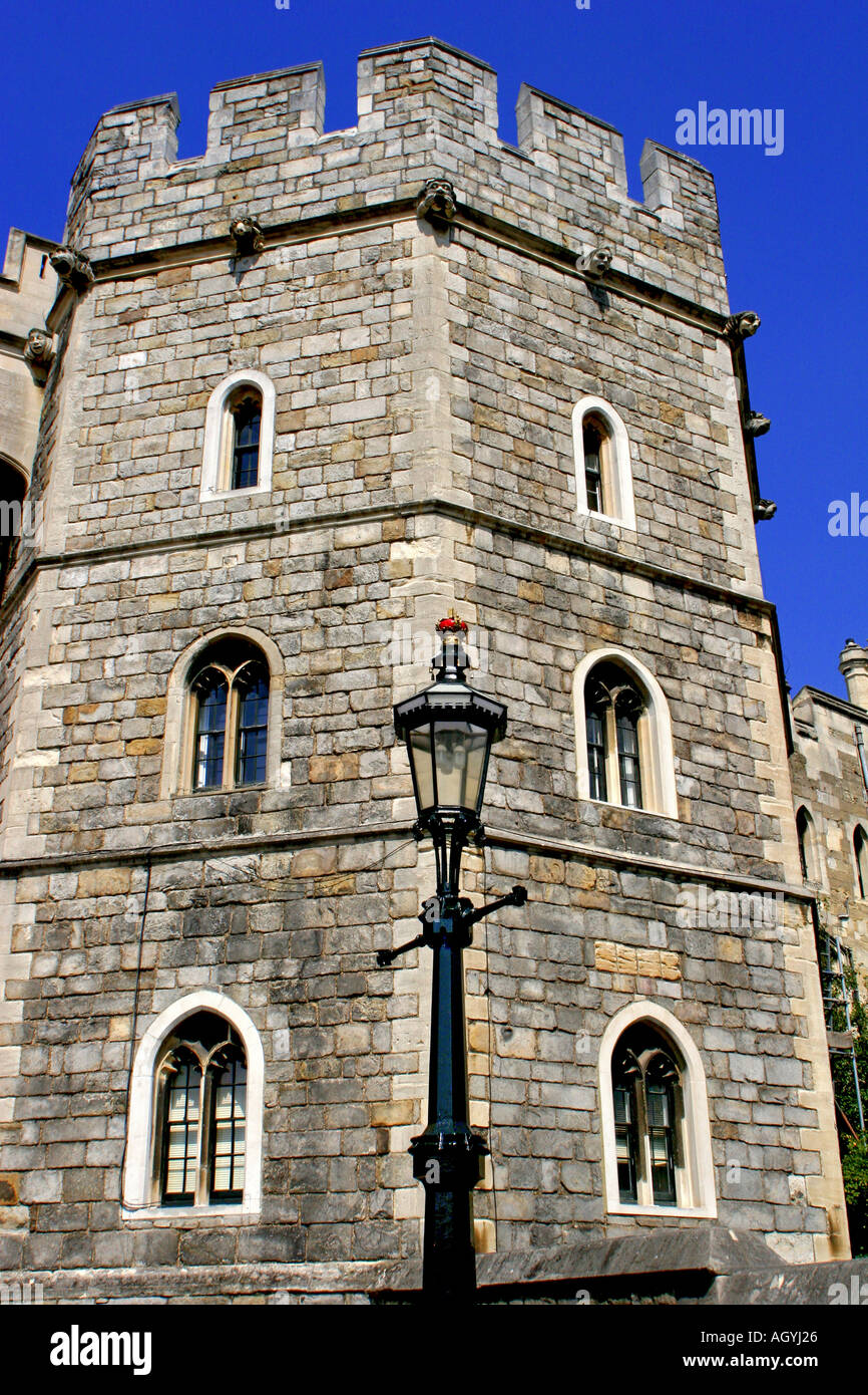 Royal royalty castle hi-res stock photography and images - Alamy