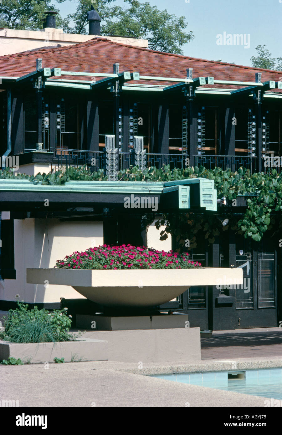 Frank lloyd wright avery coonley house hi-res stock photography and ...