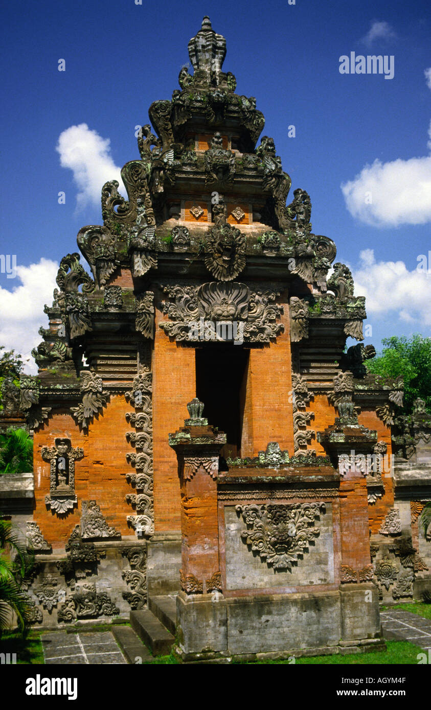 Gate to Balinese Temple Stock Photo - Alamy