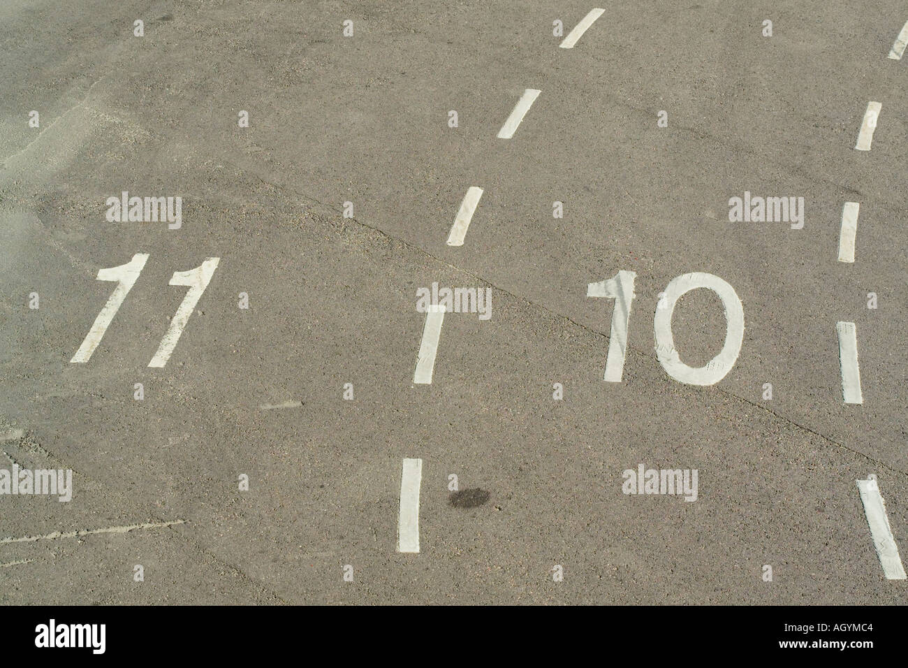 Numbered road hi-res stock photography and images - Alamy