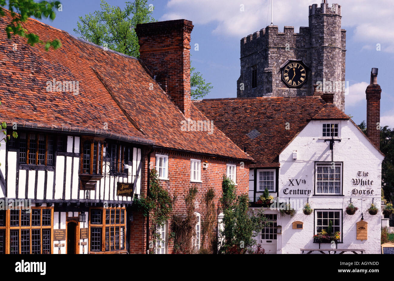 Chilham kent white horse hi-res stock photography and images - Alamy