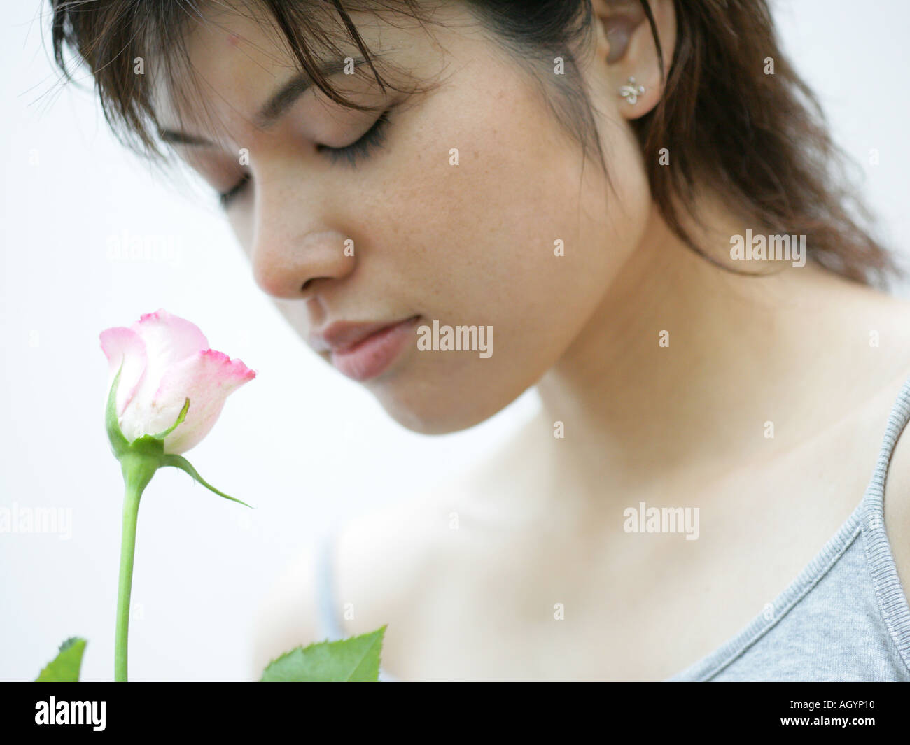 Side profile woman praying in hi-res stock photography and images - Alamy