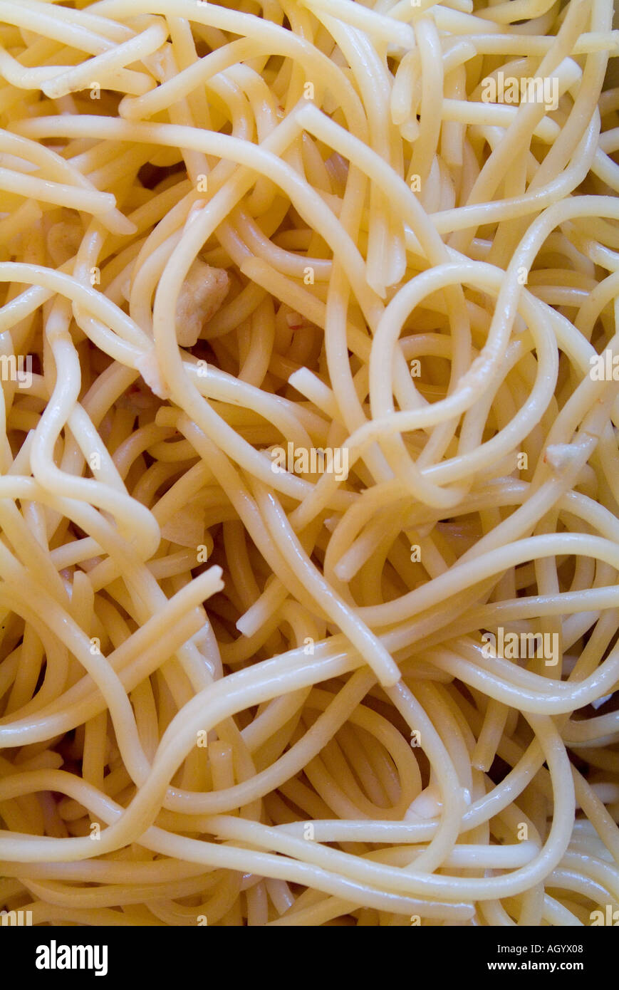 Unadorned cooked spaghetti pasta noodles made from durum wheat Stock ...