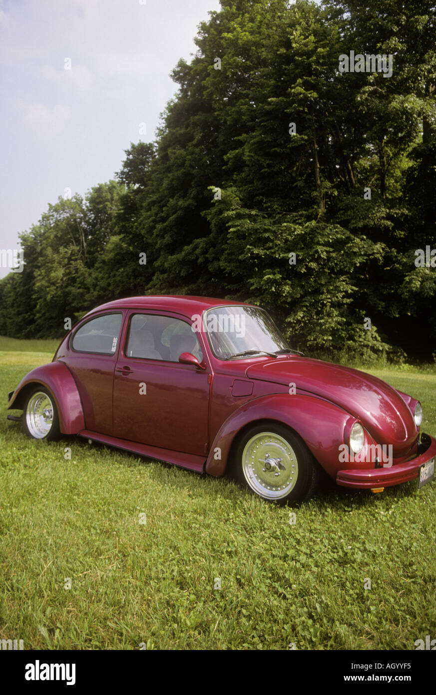 Volkswagen beetle modified car hi-res stock photography and images - Alamy