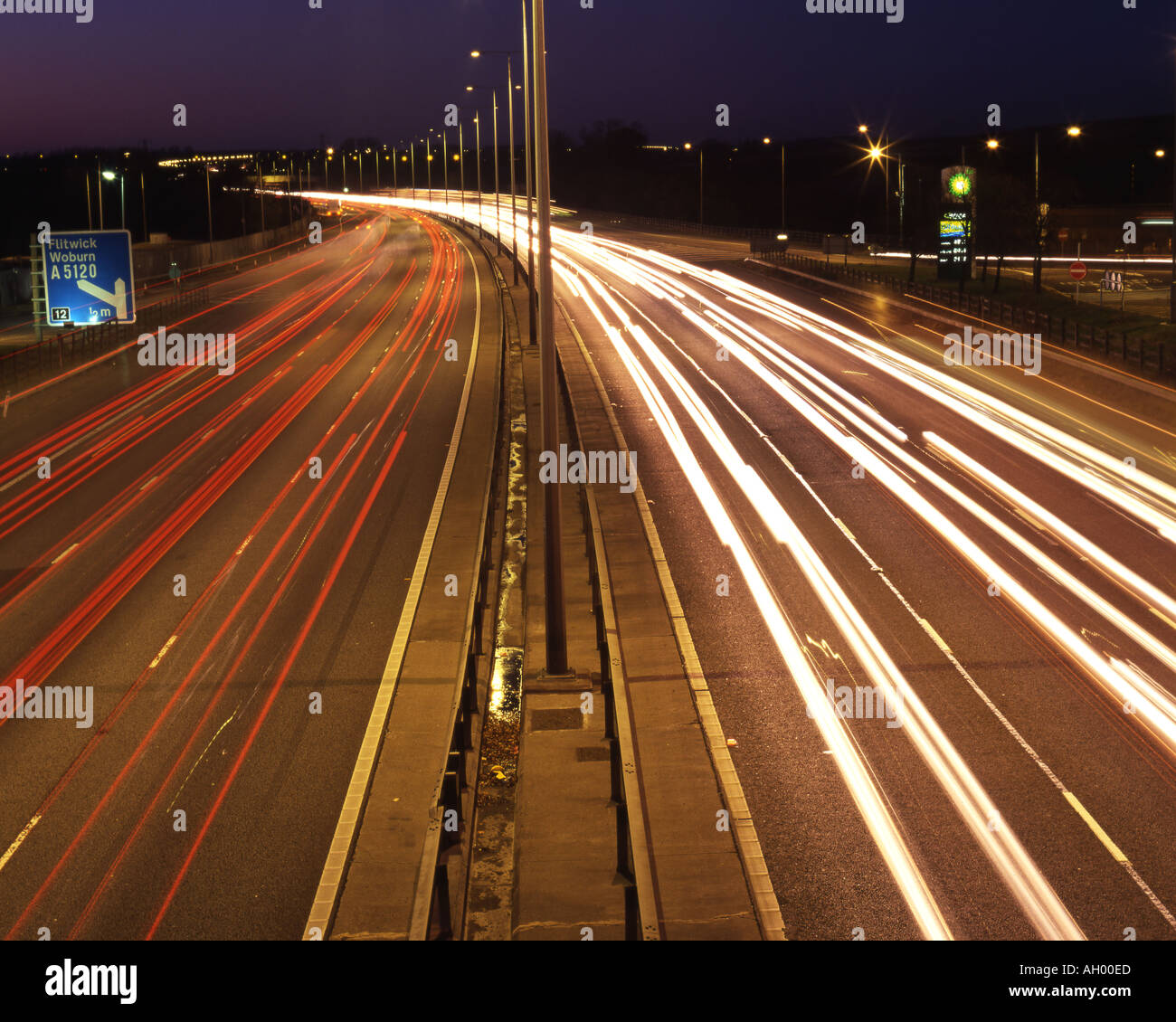 Fast cars hi-res stock photography and images - Alamy