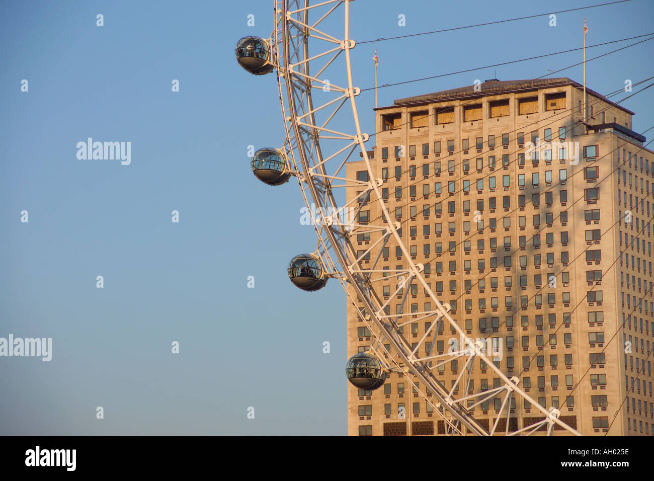 UK London London Eye The Shell Building Stock Photo - Alamy