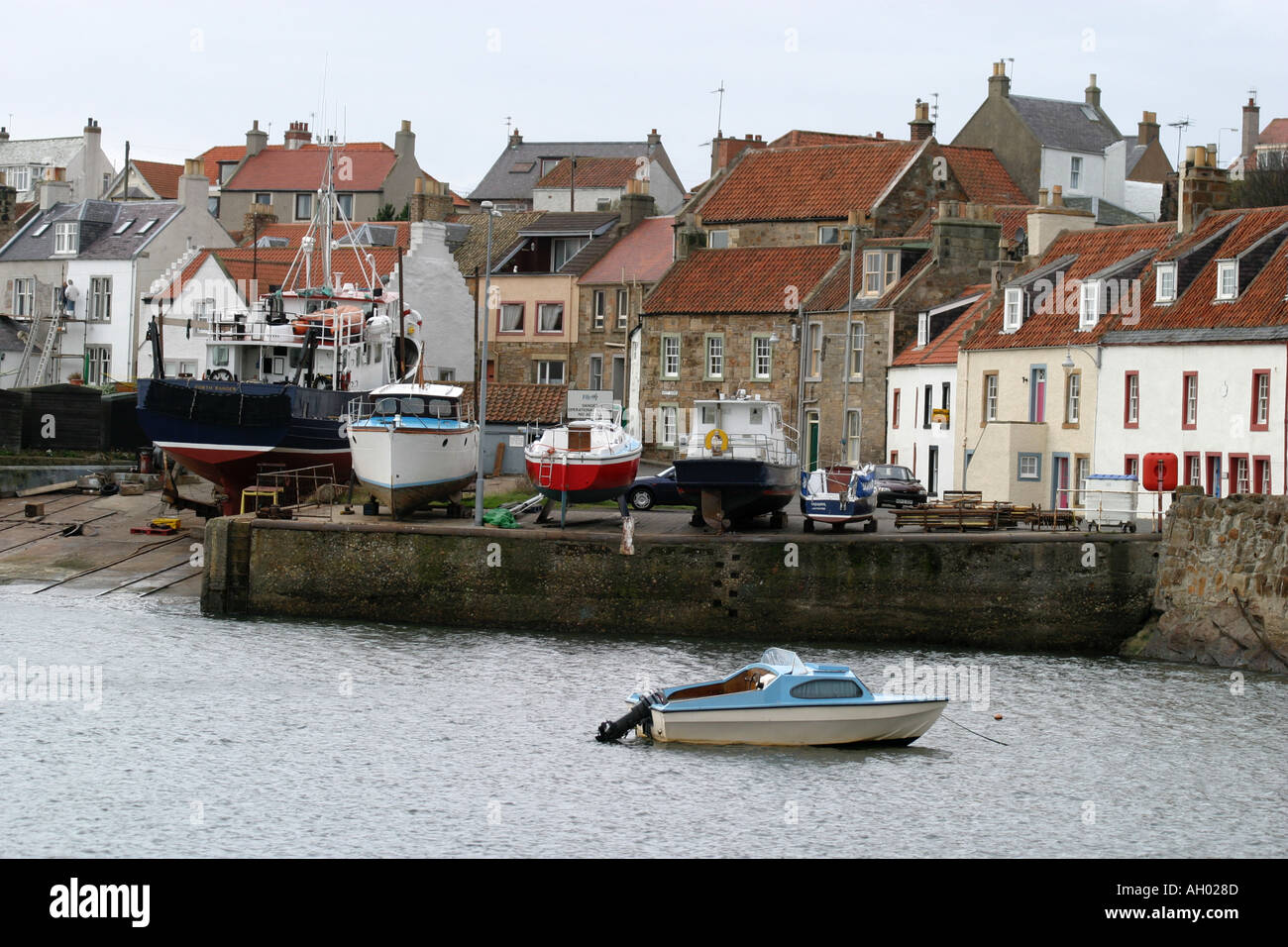 Charming scottish seaside village hi-res stock photography and images ...
