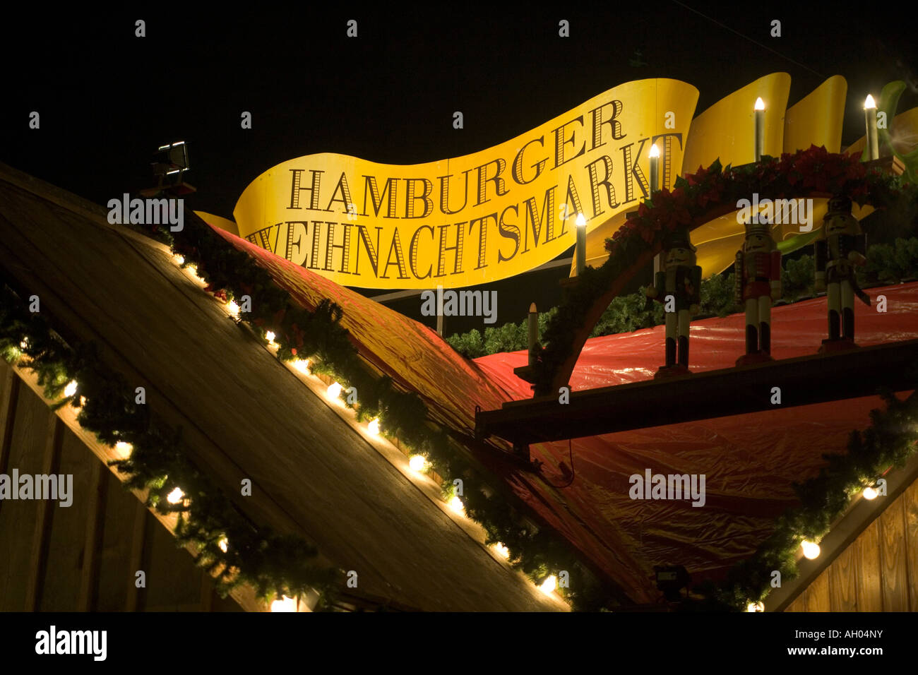 Hamburger Weihnachtsmarkt,Hamburg, Christmas Market Sign Stock Photo - Alamy