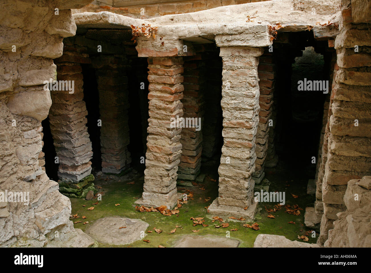Hypocaust britain hi-res stock photography and images - Alamy