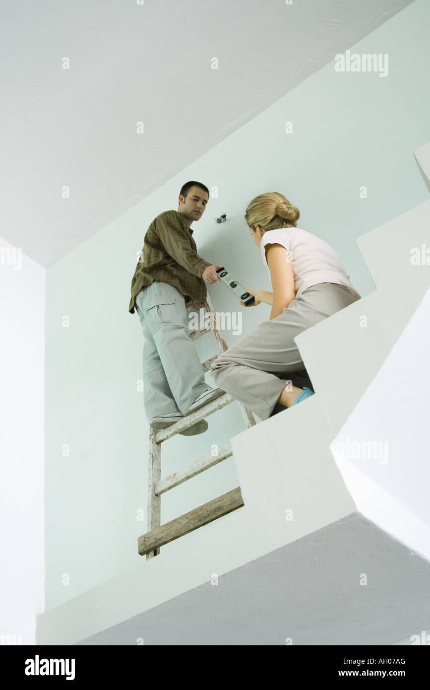 Handing tool hi-res stock photography and images - Alamy