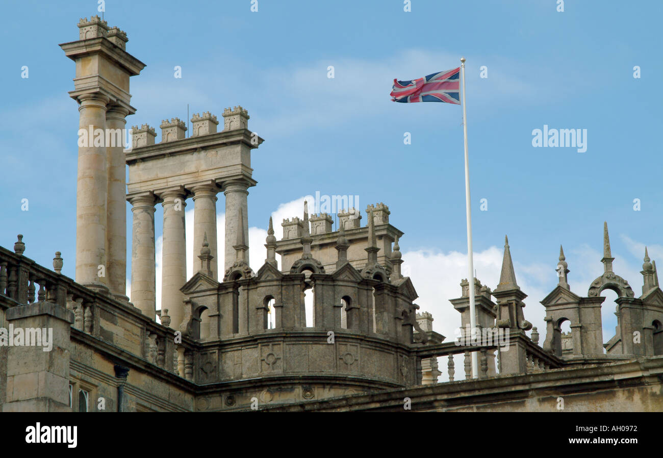English chimneys hi-res stock photography and images - Alamy