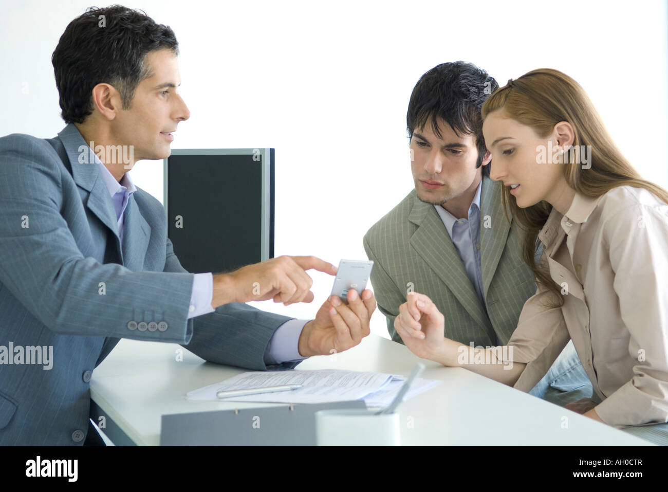 Couple sitting across from each other hi-res stock photography and ...
