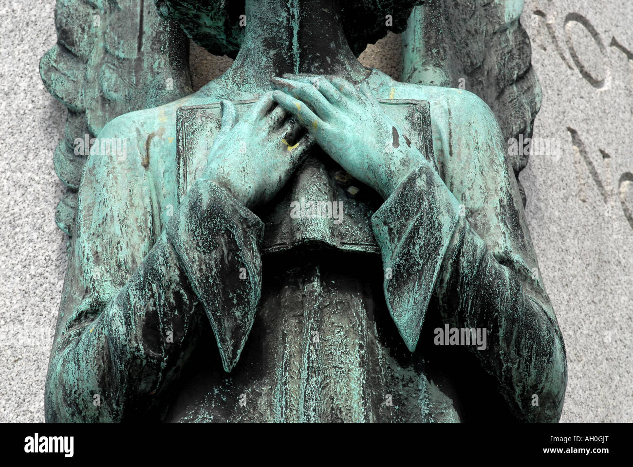 Faceless angel hi-res stock photography and images - Alamy