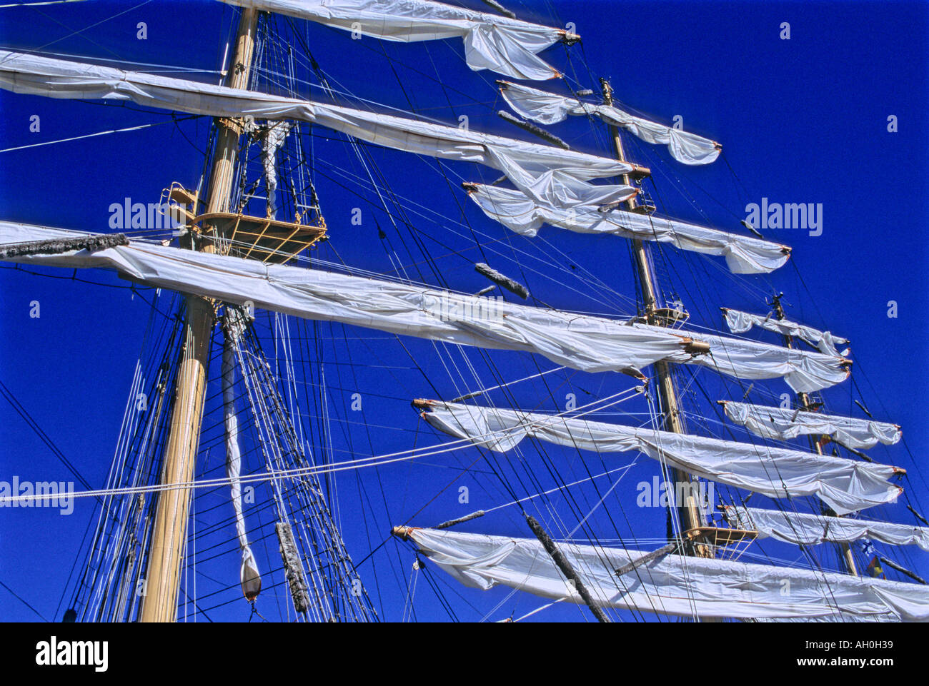 Furled reefed sails mast rigging hi-res stock photography and images ...