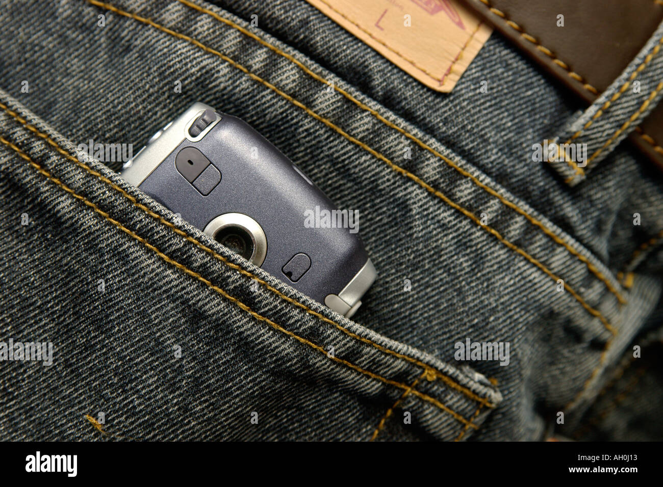 Phone in bak pocket hi-res stock photography and images - Alamy