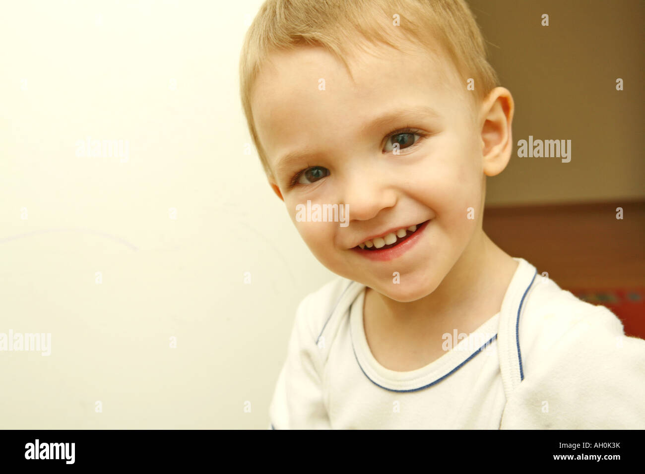 Portrait of a little boy Stock Photo - Alamy