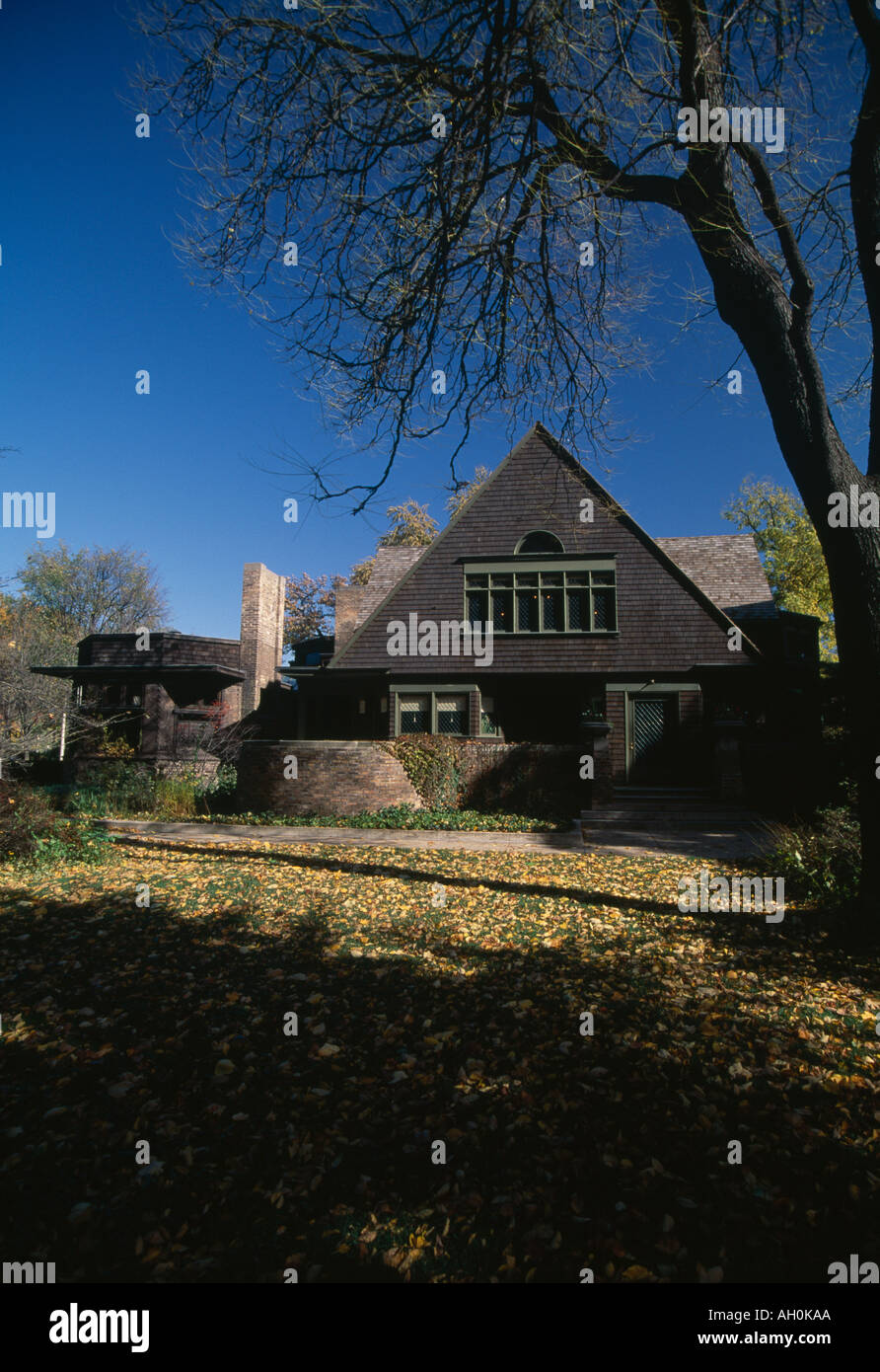 Frank Lloyd Wright Home And Studio Exterior