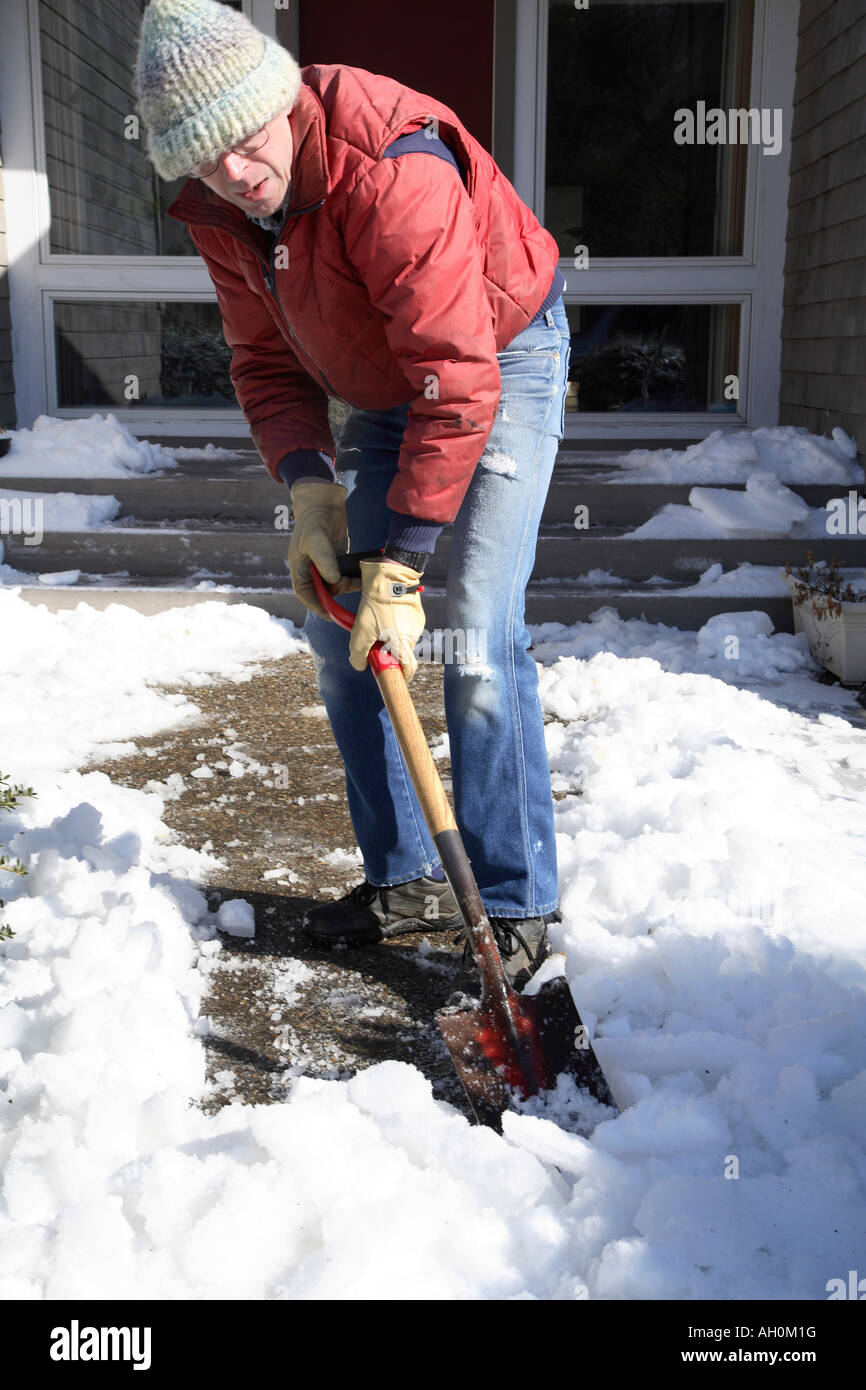 Broken Spade High Resolution Stock Photography and Images - Alamy