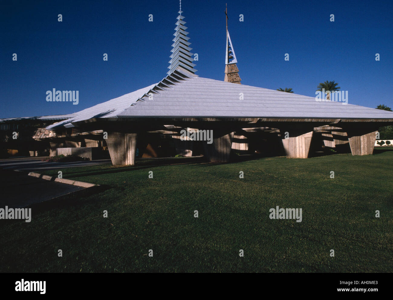 First christian church phoenix hi-res stock photography and images - Alamy