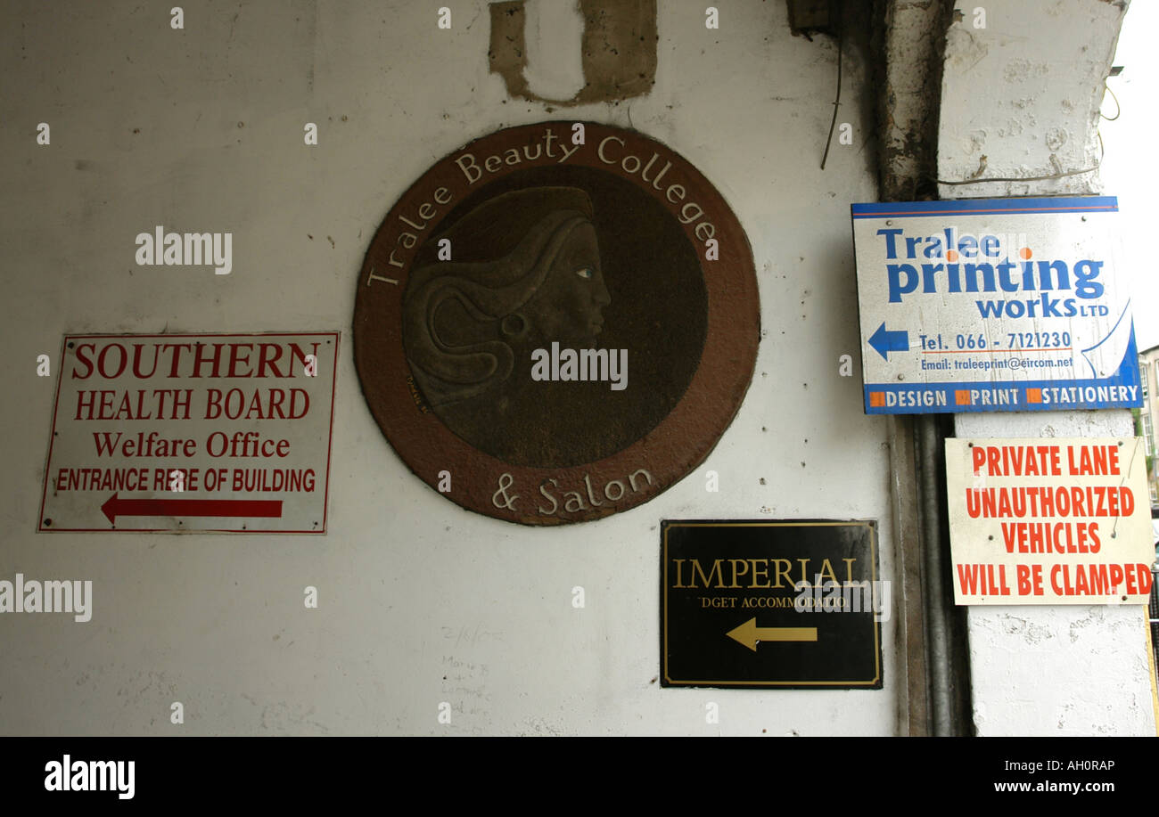 Road works sign ireland hi-res stock photography and images - Alamy