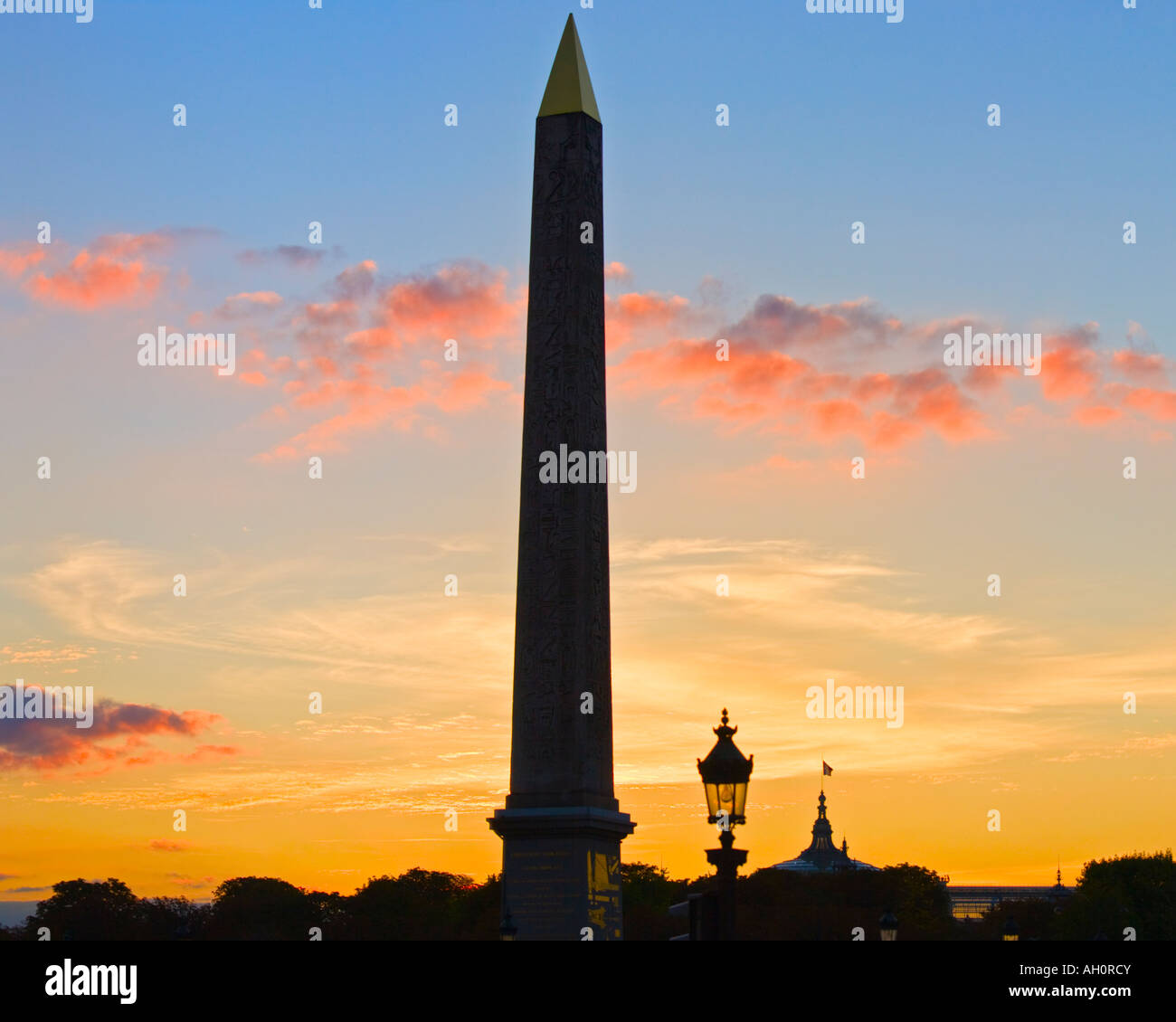 Paris France Place de la Concorde and Obelisk at sunset Stock Photo - Alamy