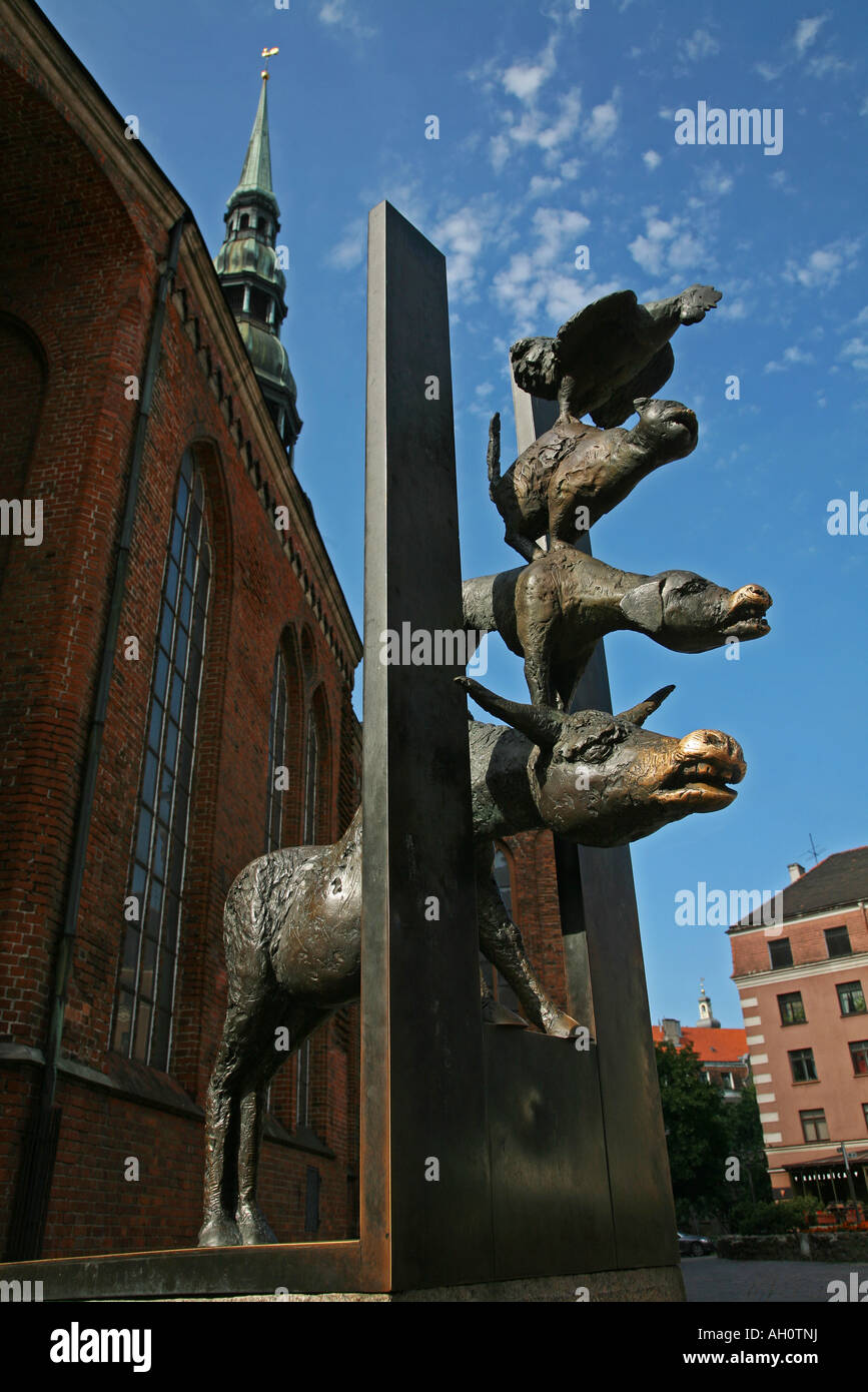 riga latvia old town statue animals Stock Photo - Alamy