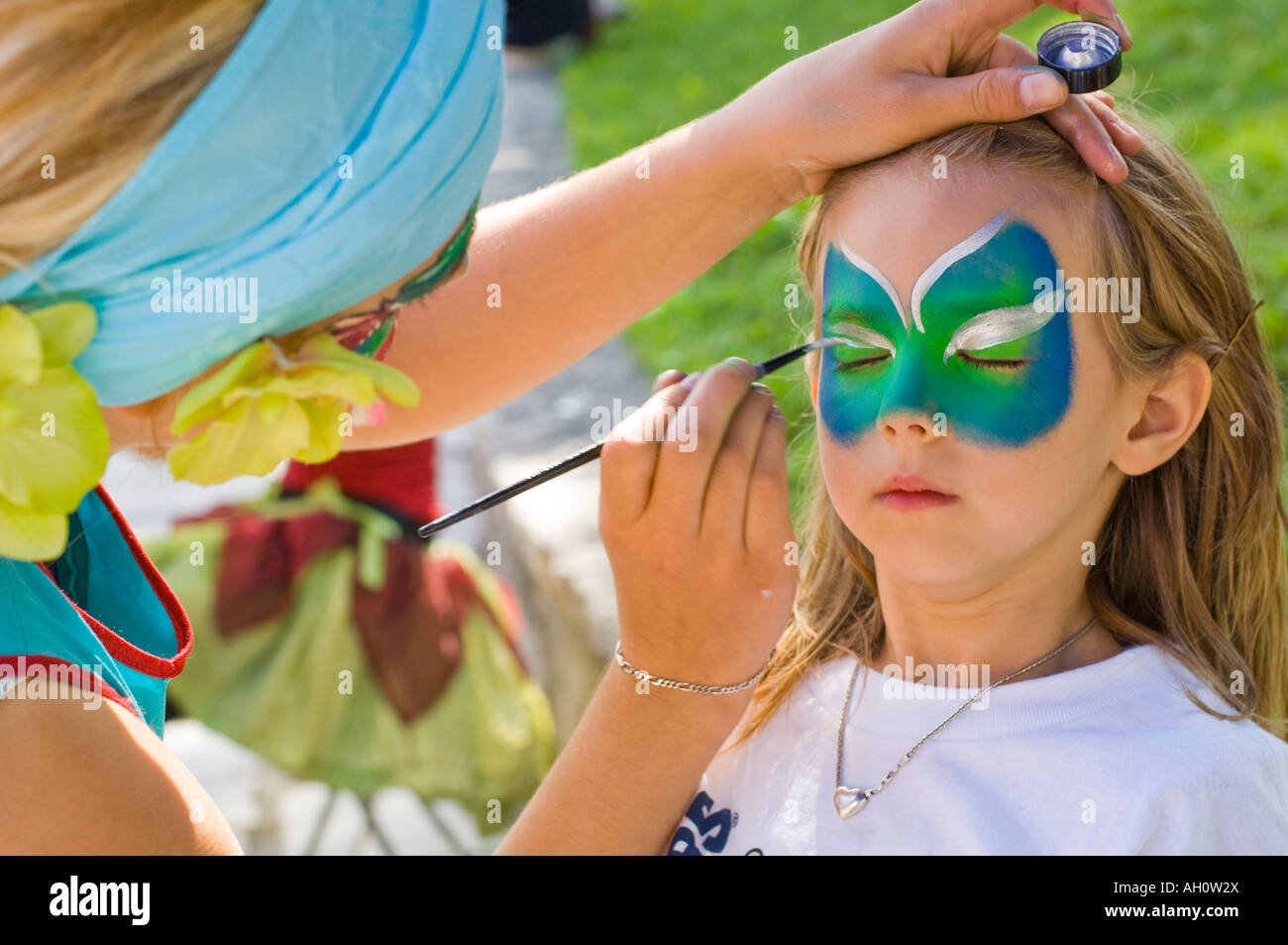 Quebec city family tourist hi-res stock photography and images - Alamy