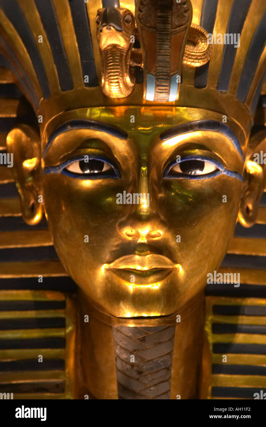 Tutankhamun Death Mask High Resolution Stock Photography and Images - Alamy