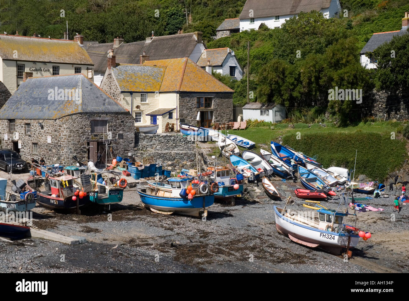 The fishing village of Cadgwith Cove The Lizard Peninsula Cornwall ...