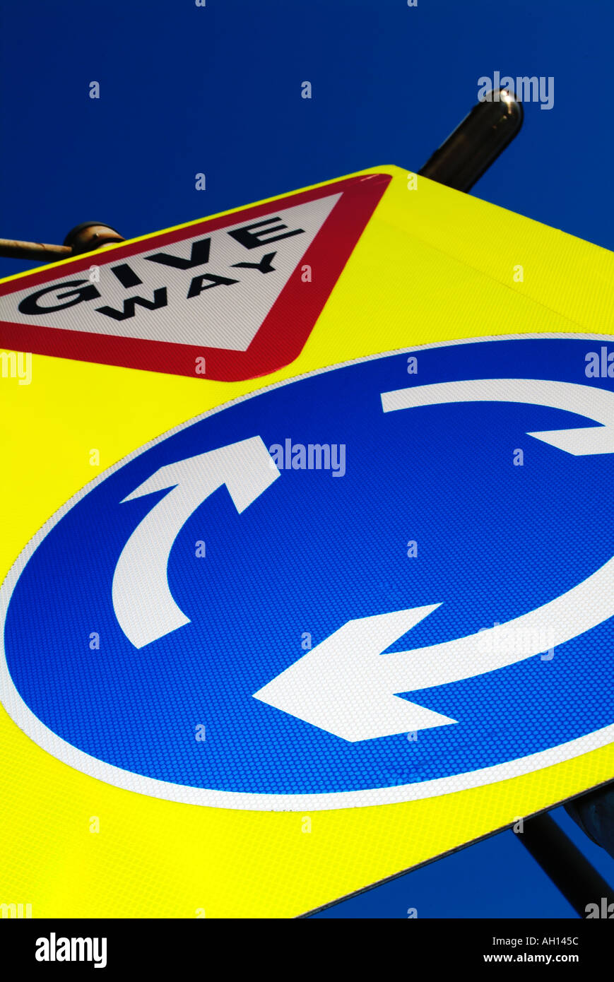 recycle, recycling, reuse, roadsign, road, sign, roundabout, spin, turn ...