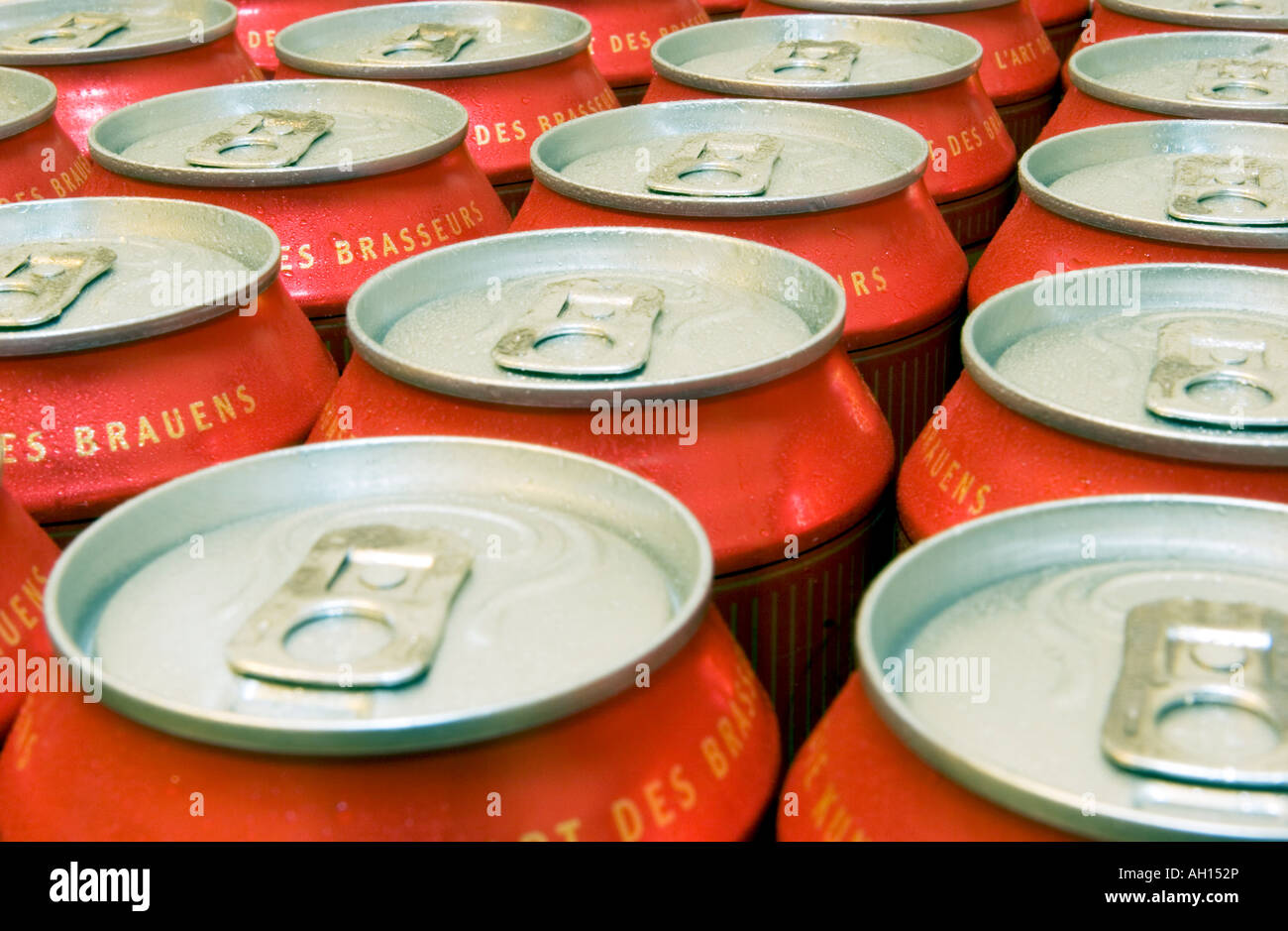 Aligned pattern hi-res stock photography and images - Alamy