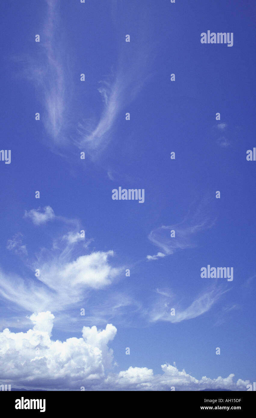 high cloud over ocean Stock Photo - Alamy