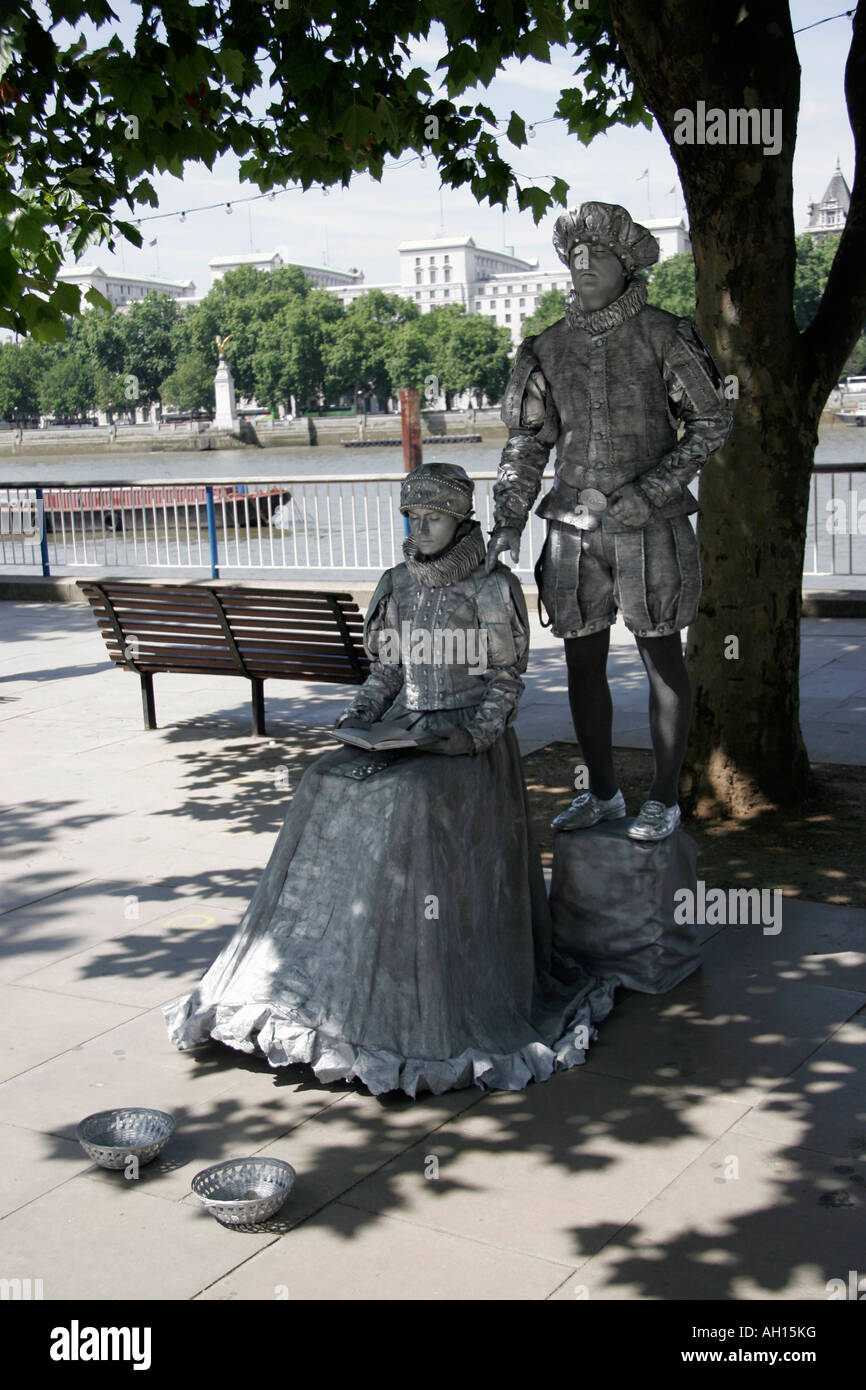 Living human hi-res stock photography and images - Alamy